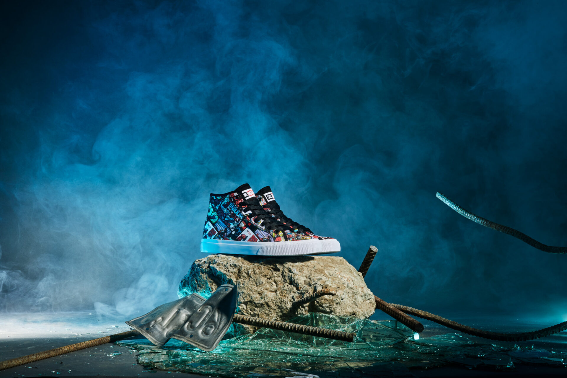 DC Shoes x Marvel Deadpool Collection - The Kickz Stand