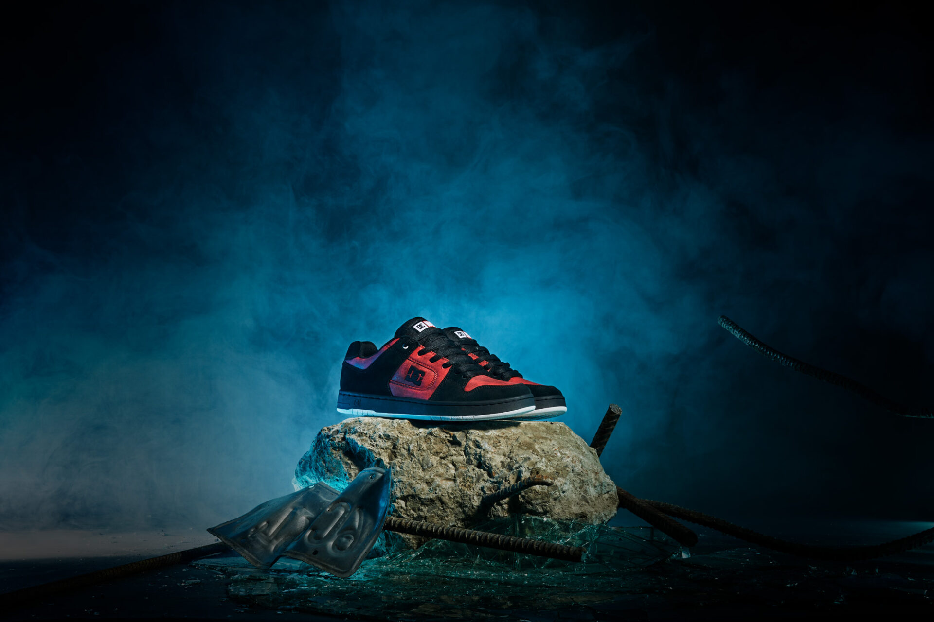 DC Shoes x Marvel Deadpool Collection - The Kickz Stand