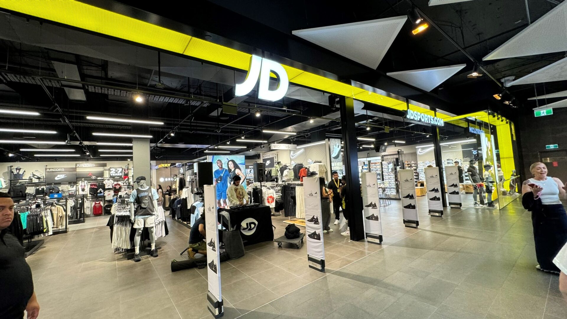 JD Sports Broadway Grand Opening - The Kickz Stand
