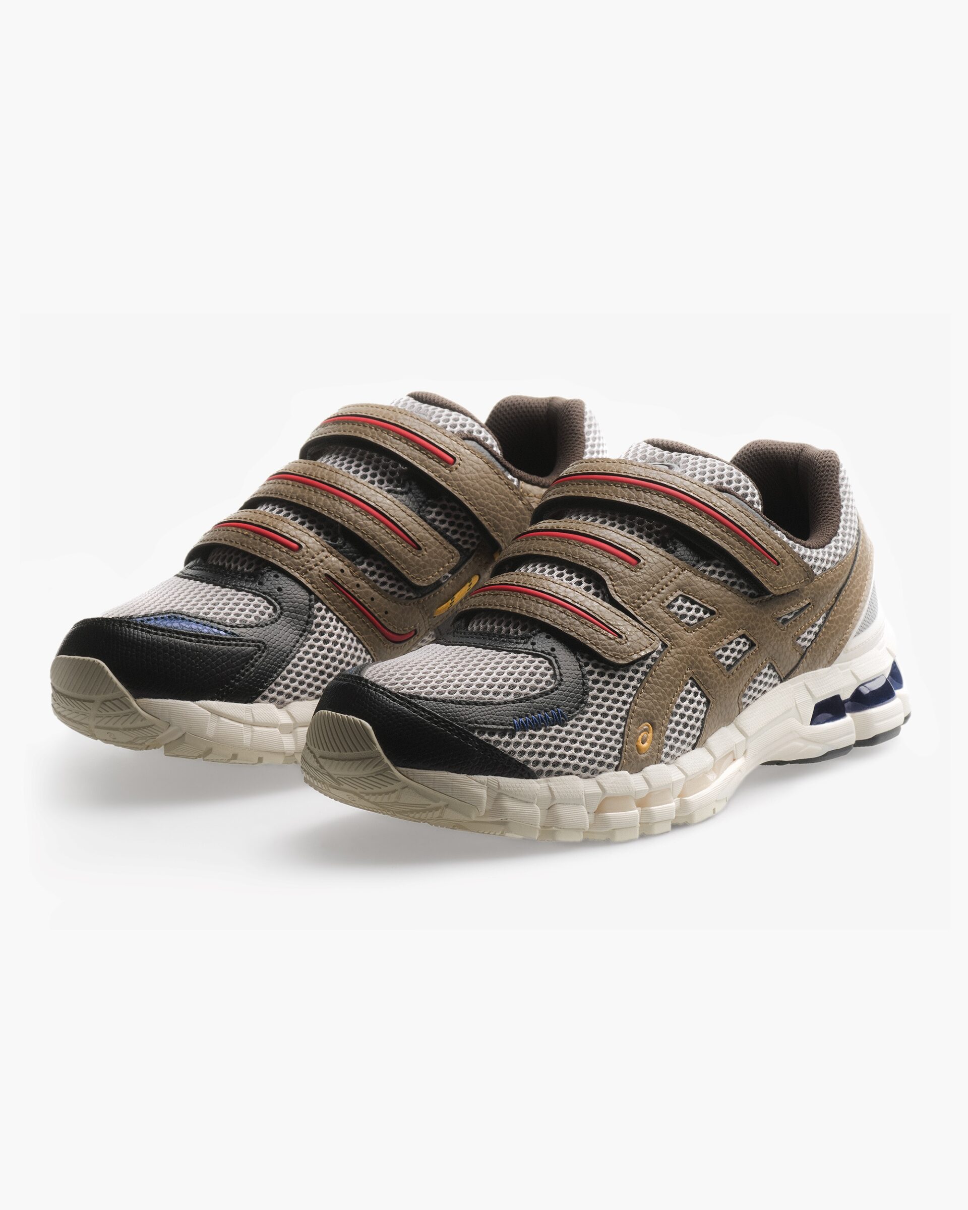HAL STUDIOS® x ASICS GEL-KAYANO™ 20 "MALT" - The Kickz Stand