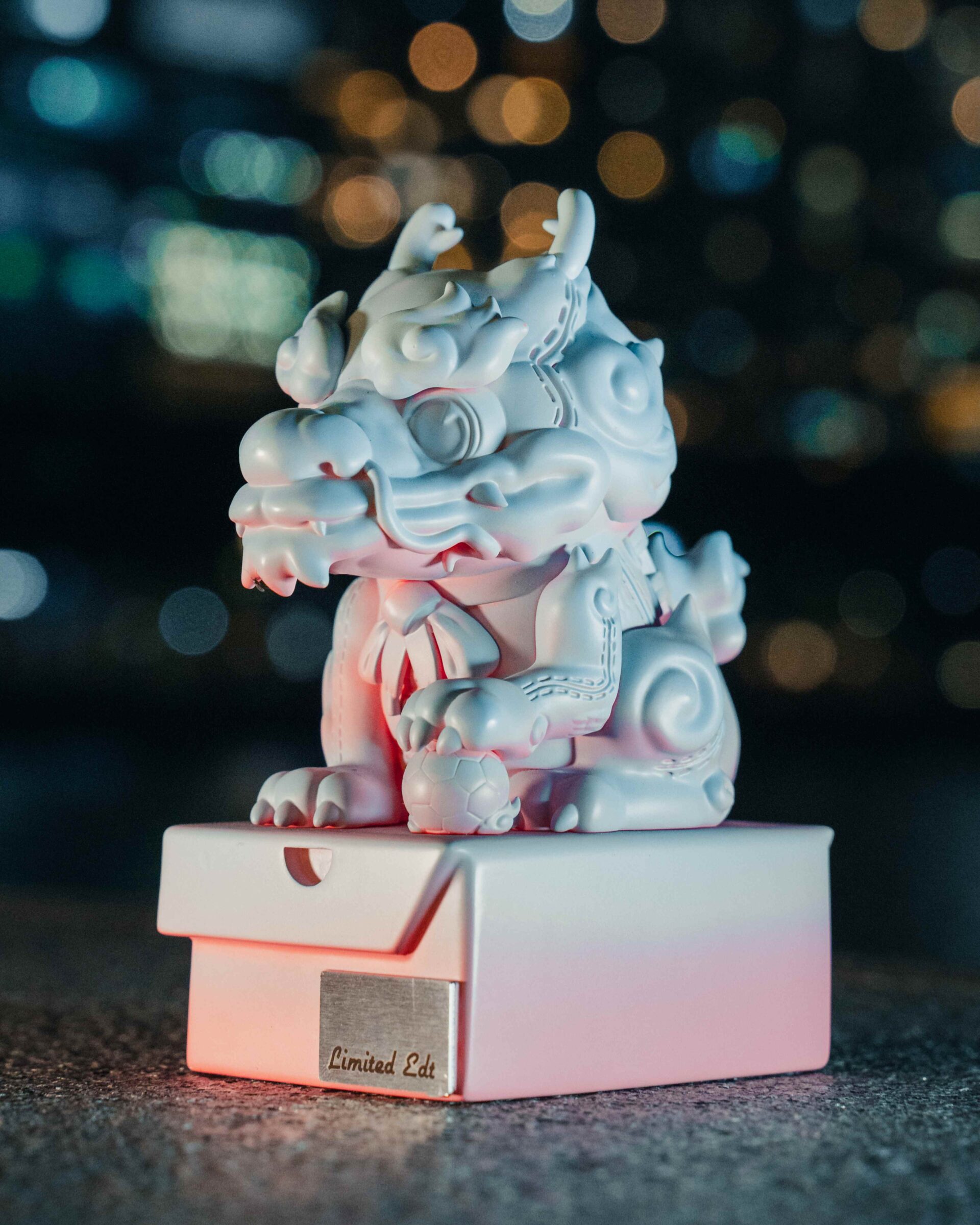 Limited Edt. x tobyato Sneaker Stone Dragon - The Kickz Stand