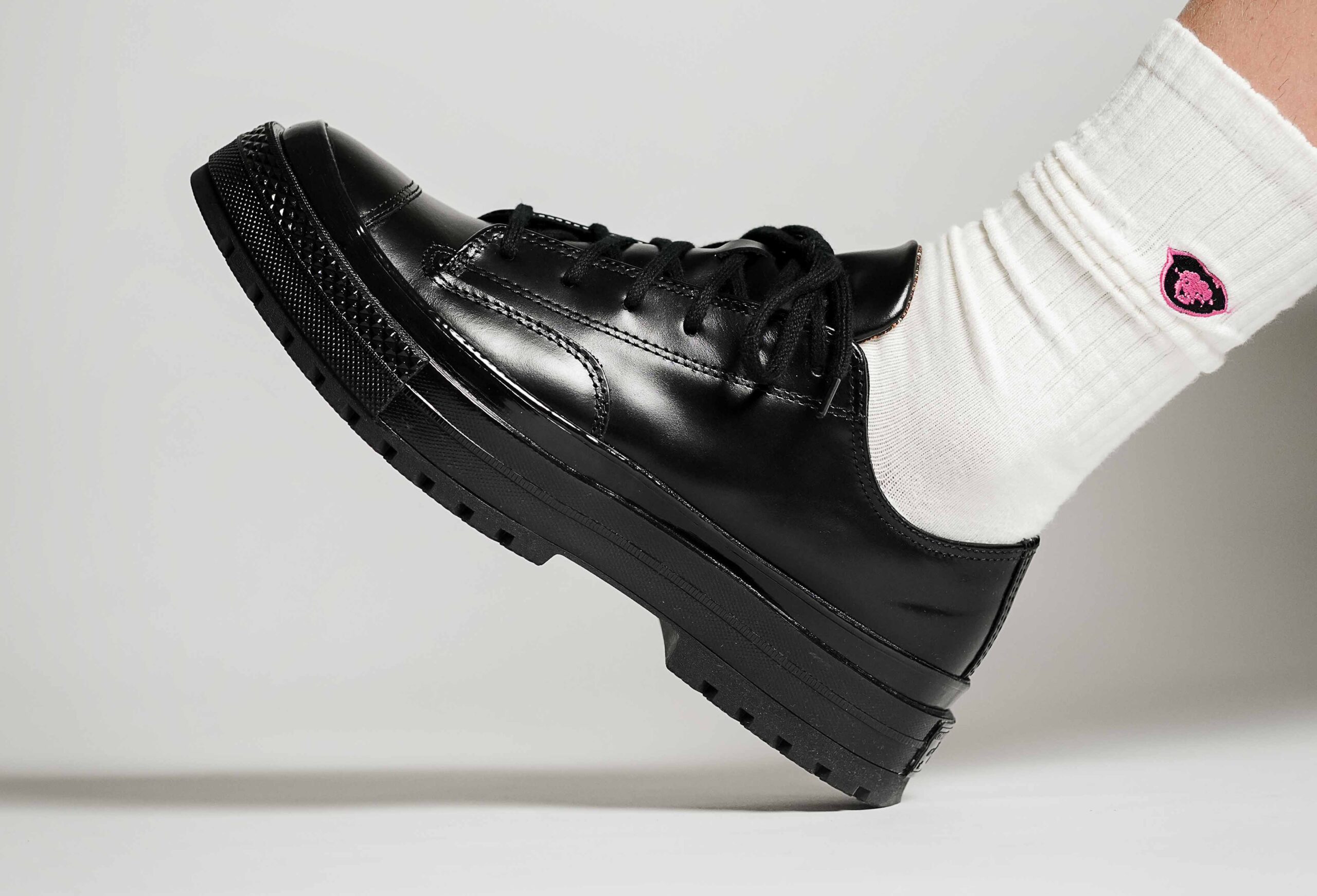 Converse Chuck 70 Formal Low 'Black' - The Kickz Stand